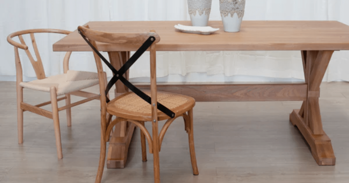 7 Reasons to Choose a Solid Wood Dining Table | Bubuland Home